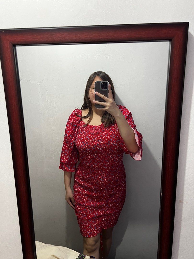 BloomChic Full Smock Dress, Women's Fashion, Dresses & Sets, Dresses on ...