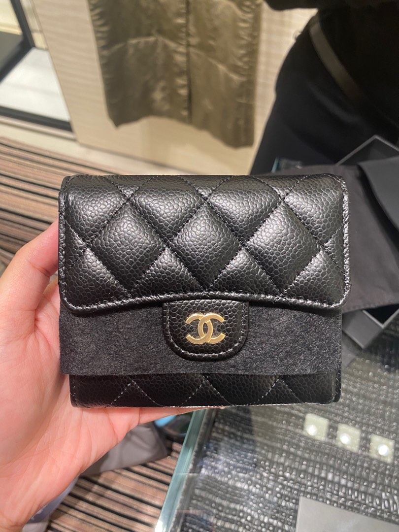 BNIB Chanel Classic Small Flap wallet w Gold hardware, Women's Fashion ...