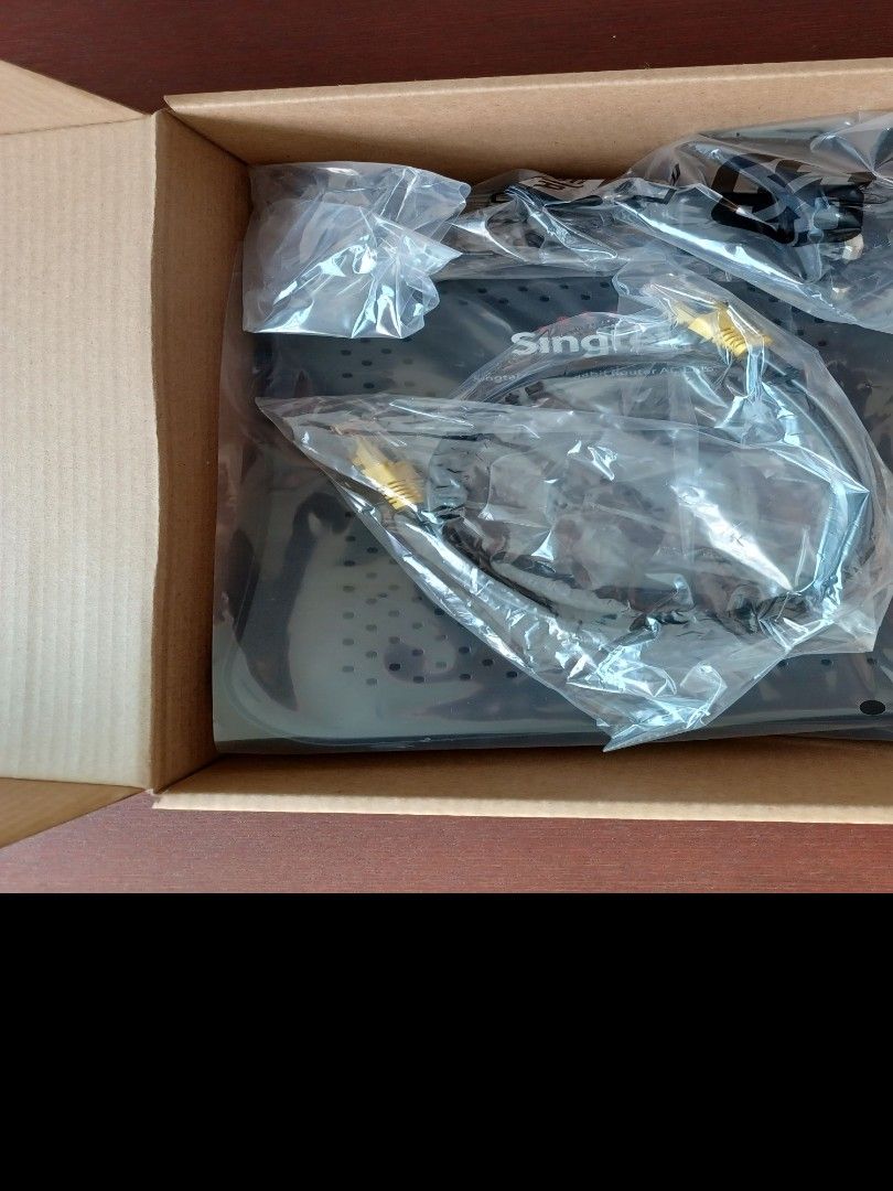 Brand new Singtel Mesh Router, Computers & Tech, Parts & Accessories ...