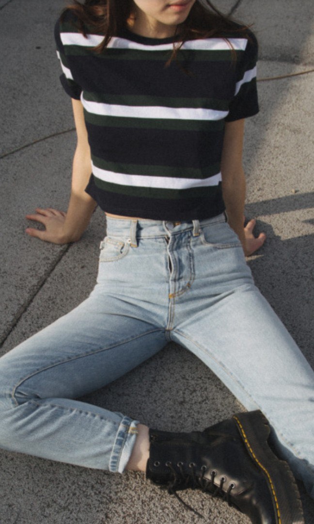 Brandy Melville Helen Top, Women's Fashion, Tops, Shirts on Carousell