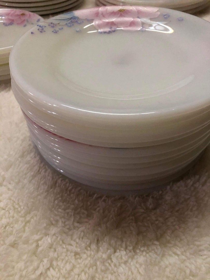 Bundled korean surplus plates, Furniture & Home Living, Kitchenware ...