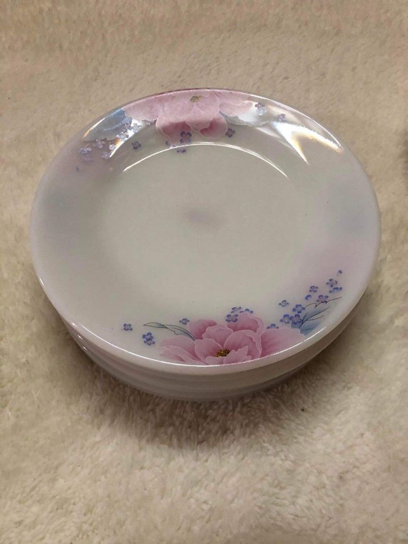 Bundled korean surplus plates, Furniture & Home Living, Kitchenware ...