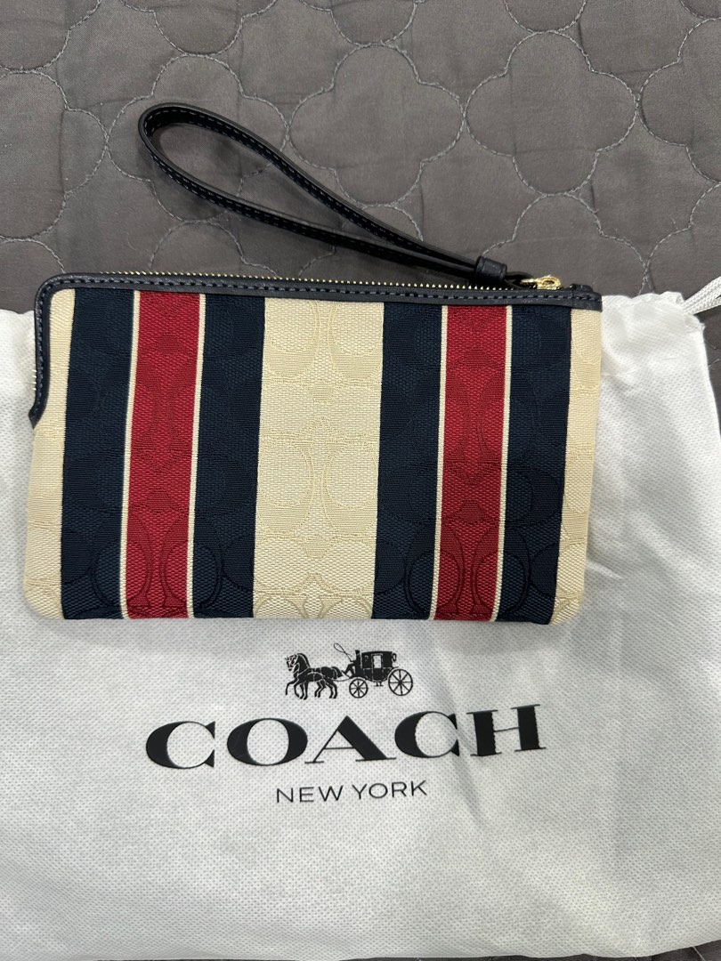 Coach clutch, Women's Fashion, Bags & Wallets, Clutches on Carousell
