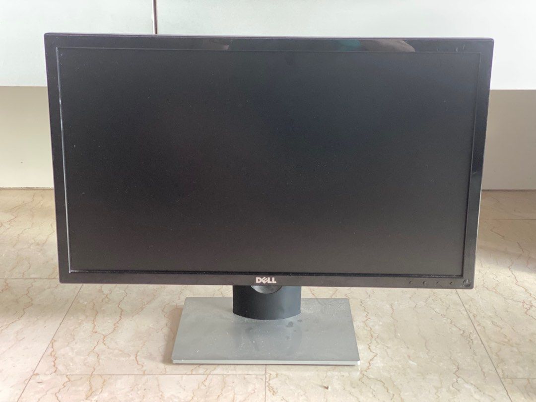 Dell 24 inches Monitor, Computers & Tech, Desktops on Carousell
