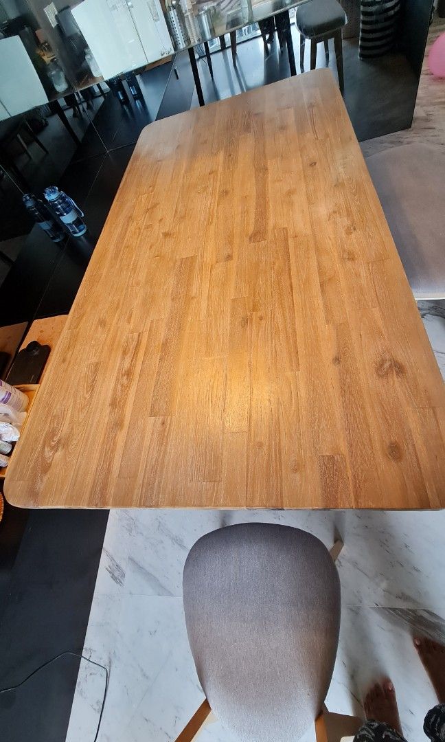 Dining Table hipvan starck dining table. Original cost 900 dollars. 2m ...