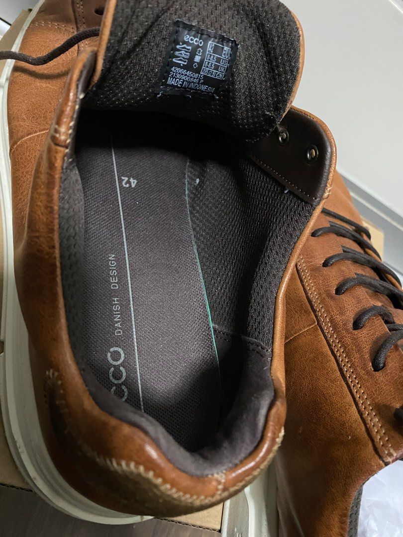ECCO, Men's Fashion, Footwear, Casual shoes on Carousell