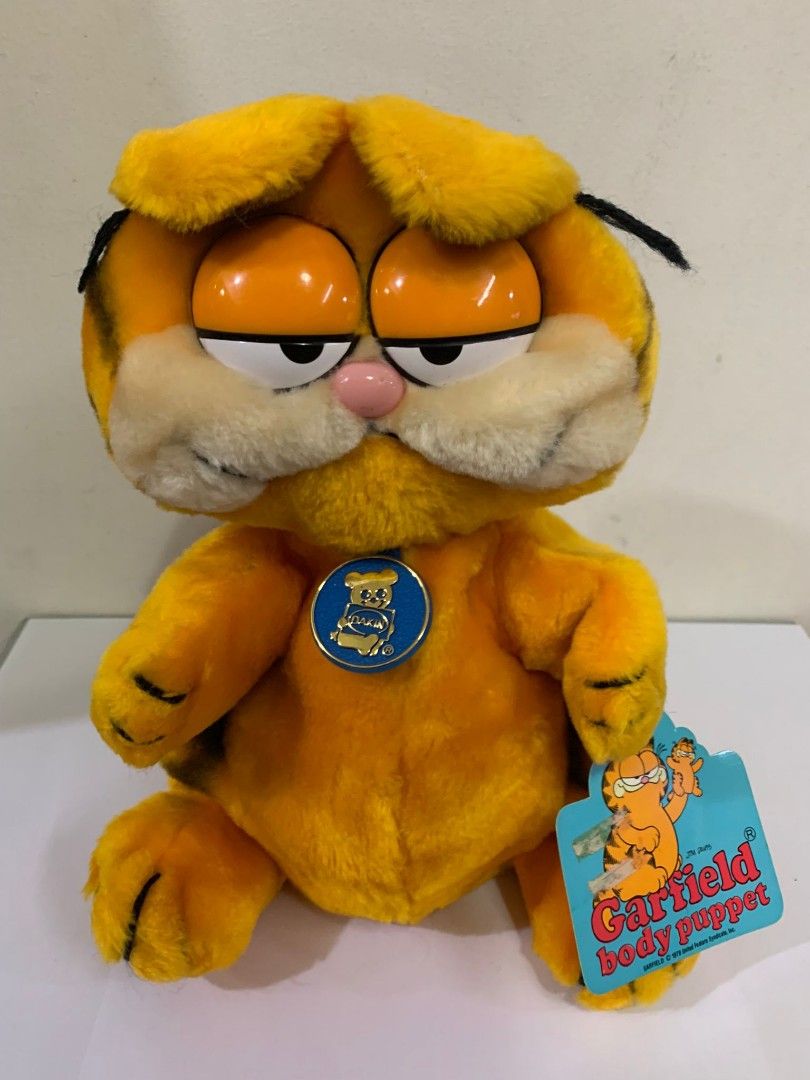 Garfield Hand Puppet, Hobbies & Toys, Toys & Games on Carousell