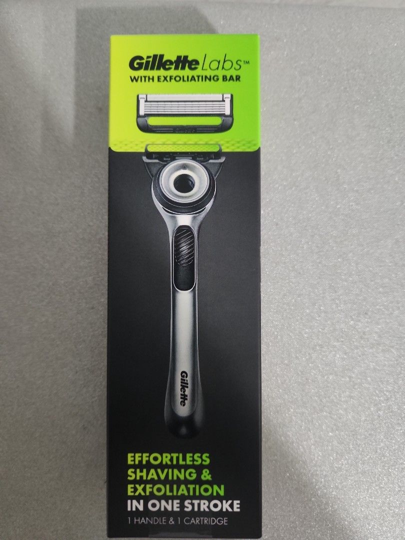 Gillete labs with exfoliating bar shaver, Beauty & Personal Care, Men's ...