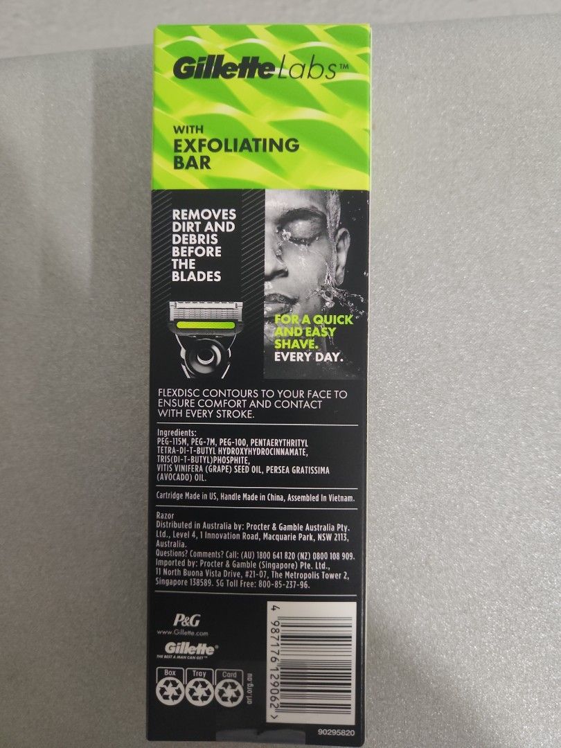 Gillete labs with exfoliating bar shaver, Beauty & Personal Care, Men's ...