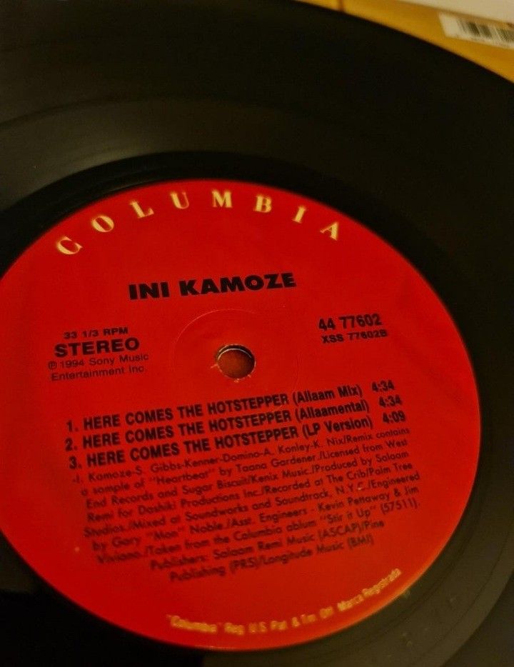 Ini Kamoze - Here Comes The Hotstepper LP Vinyl Record Piring Hitam ...
