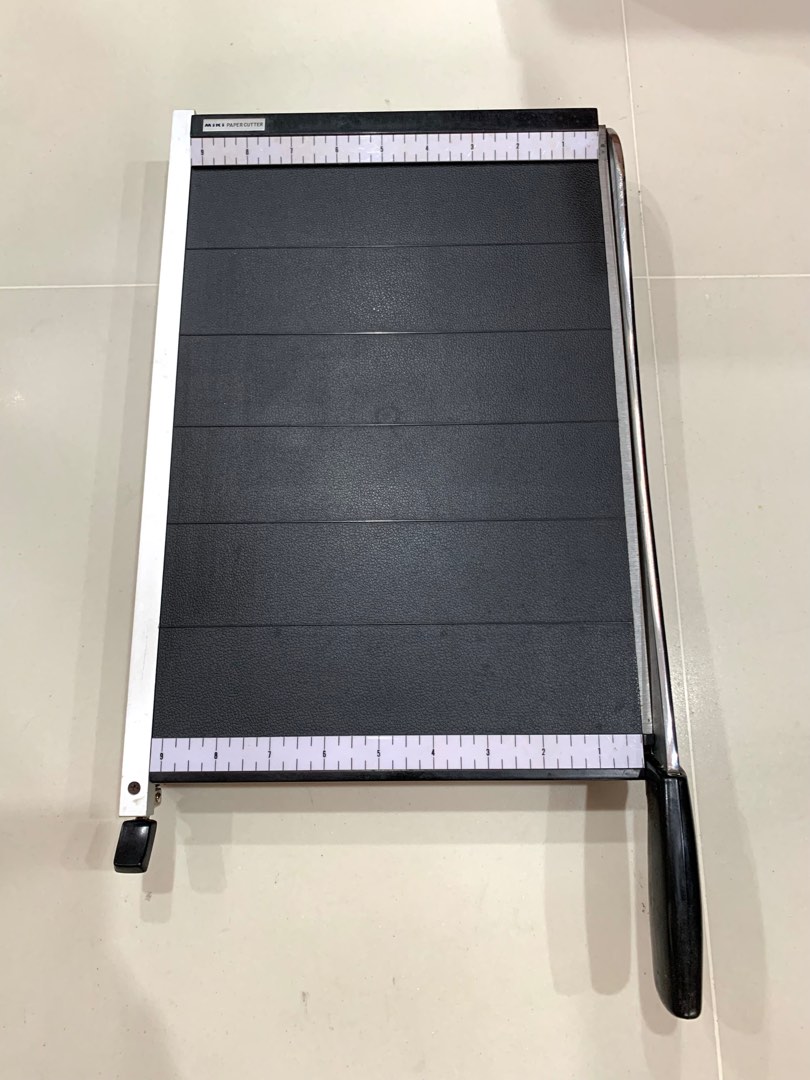 Durable Japanese Miki brand Paper Cutter Model P-4, Hobbies & Toys ...