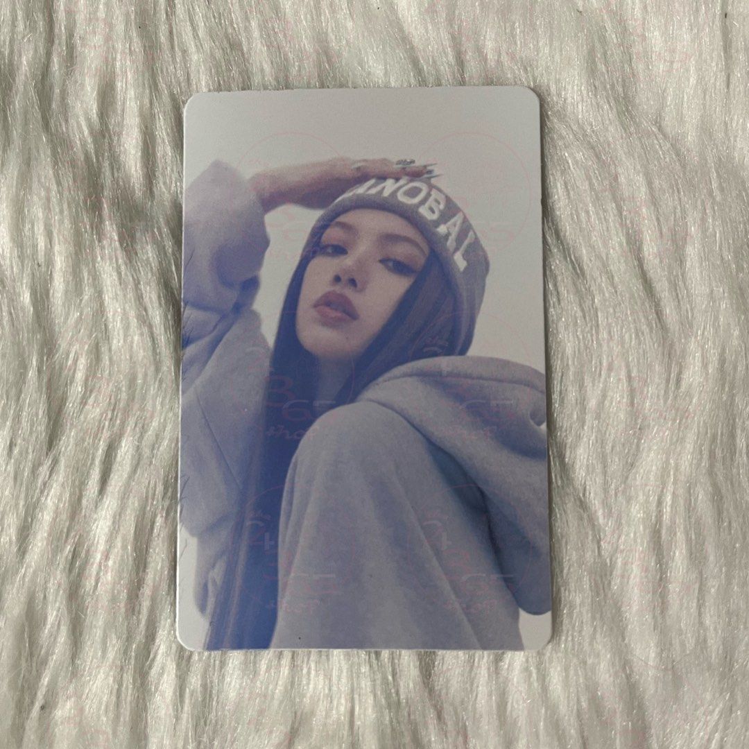 LALISA Merch POB Photocard, Hobbies & Toys, Memorabilia & Collectibles ...