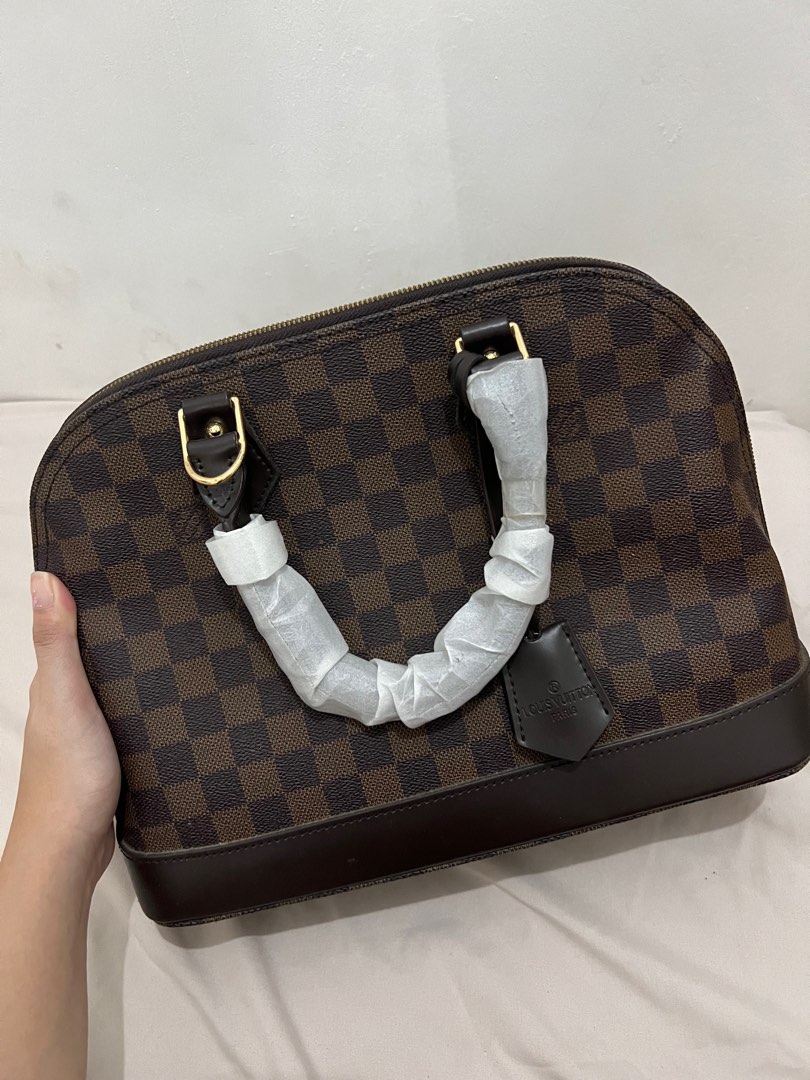 Louis Vuitton Alma Bag (Class A), Luxury, Bags & Wallets on Carousell