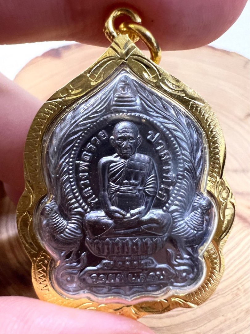 Luang Phor Ruay Rian Sema 2562 / LP Ruay, Hobbies & Toys, Memorabilia ...