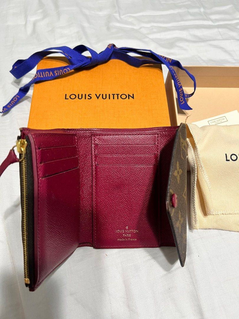 LV wallet with coin compartment, Luxury, Bags & Wallets on Carousell