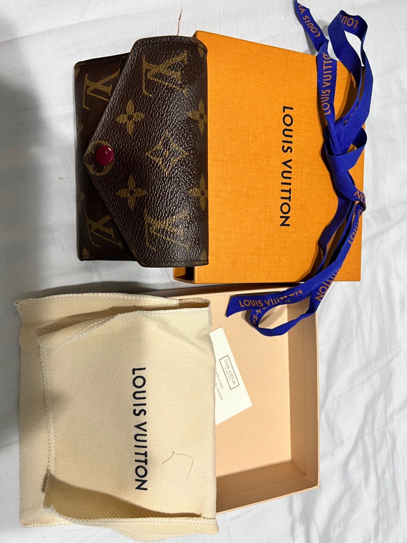LV wallet with coin compartment, Luxury, Bags & Wallets on Carousell