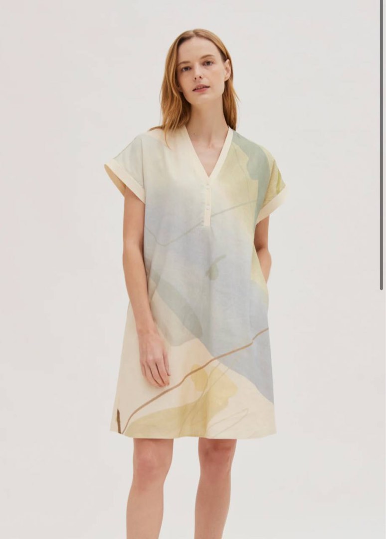 Meadow Boxy Shift Dress, Women's Fashion, Dresses & Sets, Dresses on ...
