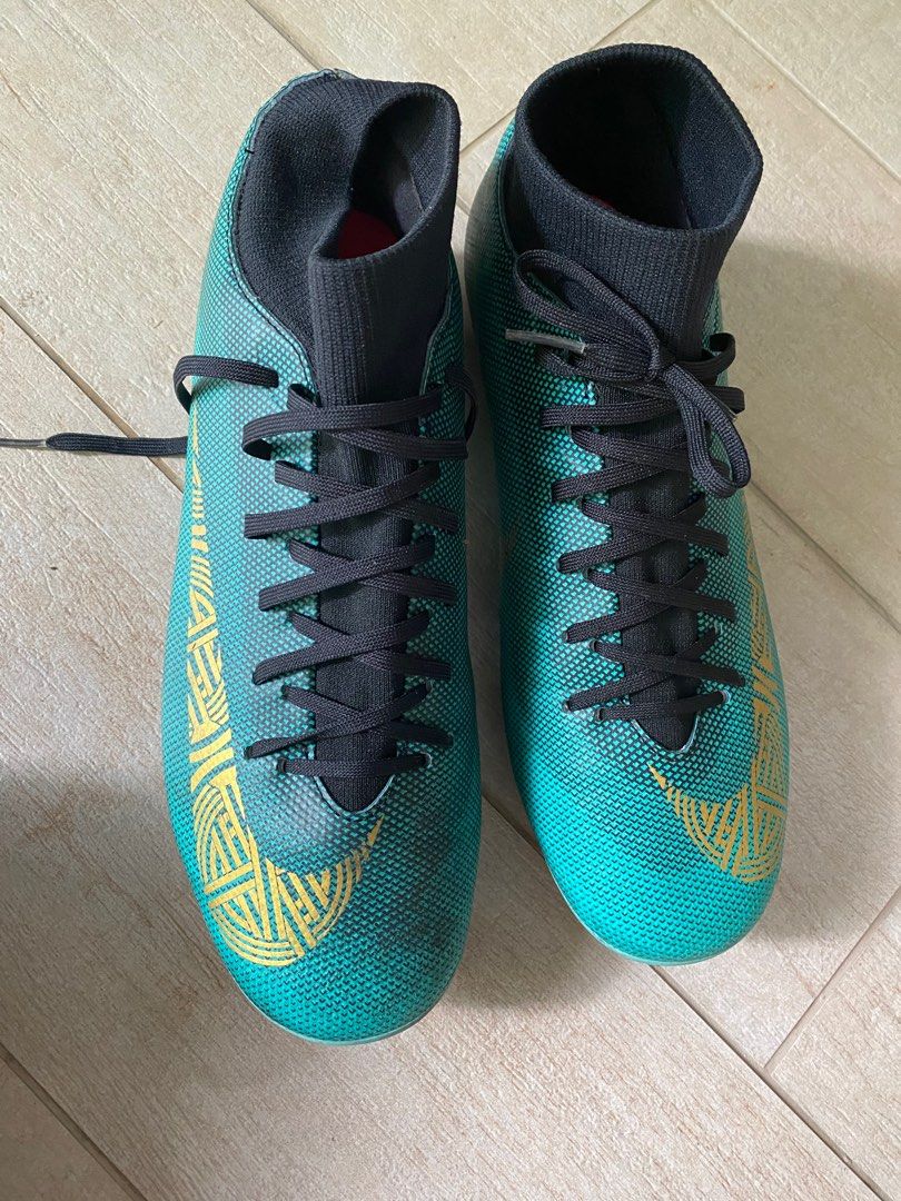 nike mecurial cr7, Sports Equipment, Sports & Games, Racket & Ball ...