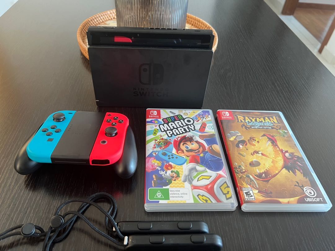 Nintendo Switch Gen 2 - barely used, Video Gaming, Video Game Consoles ...