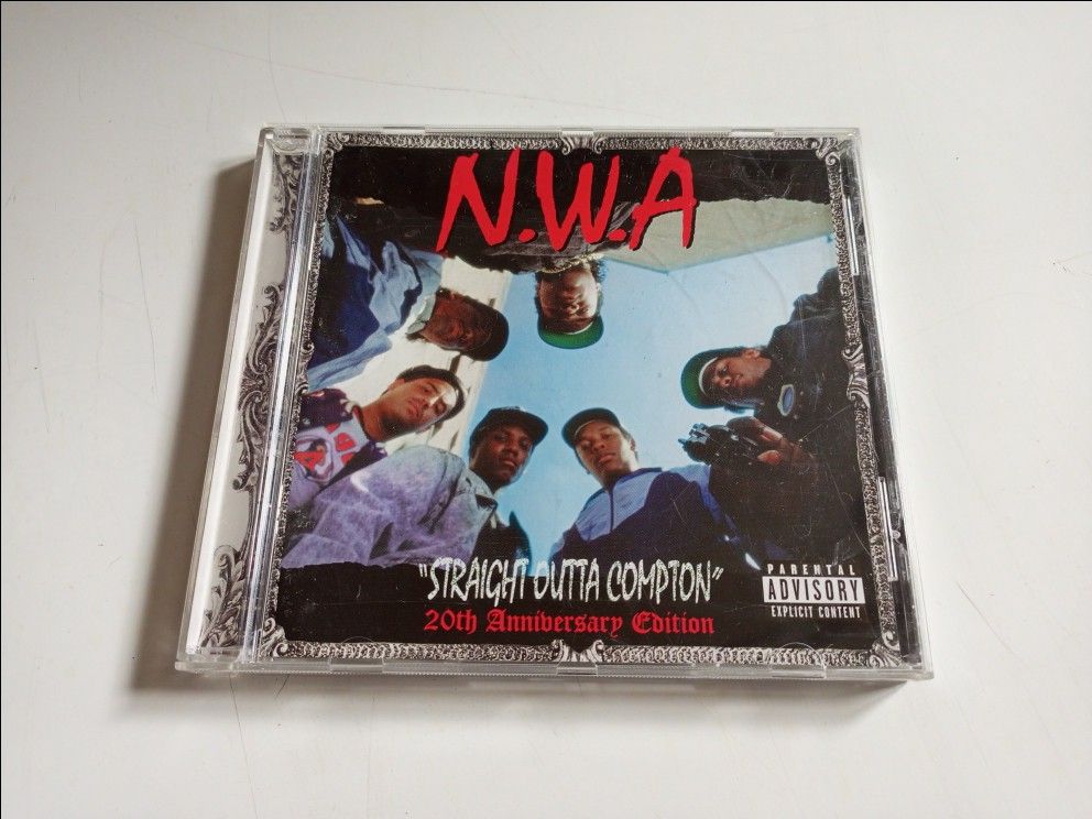 N.W.A. - STRAIGHT OUTTA COMPTON ( 20TH ANNIVERSARY EDITION ), Hobbies ...