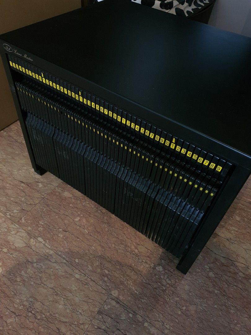 OLD CD STORAGE + (laser cd), Hobbies & Toys, Music & Media, CDs & DVDs ...