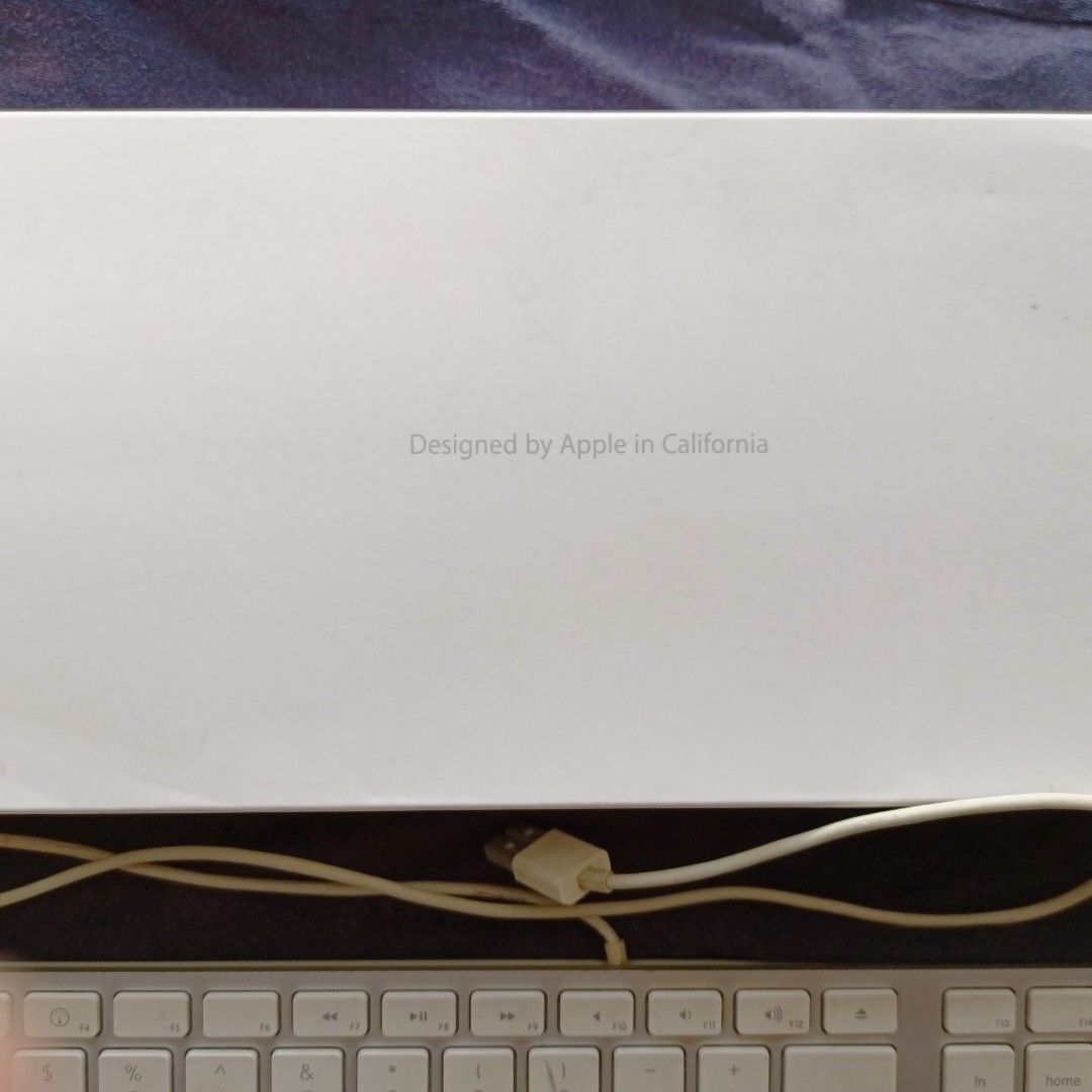 Original Apple wire keyboard, Computers & Tech, Parts & Accessories ...