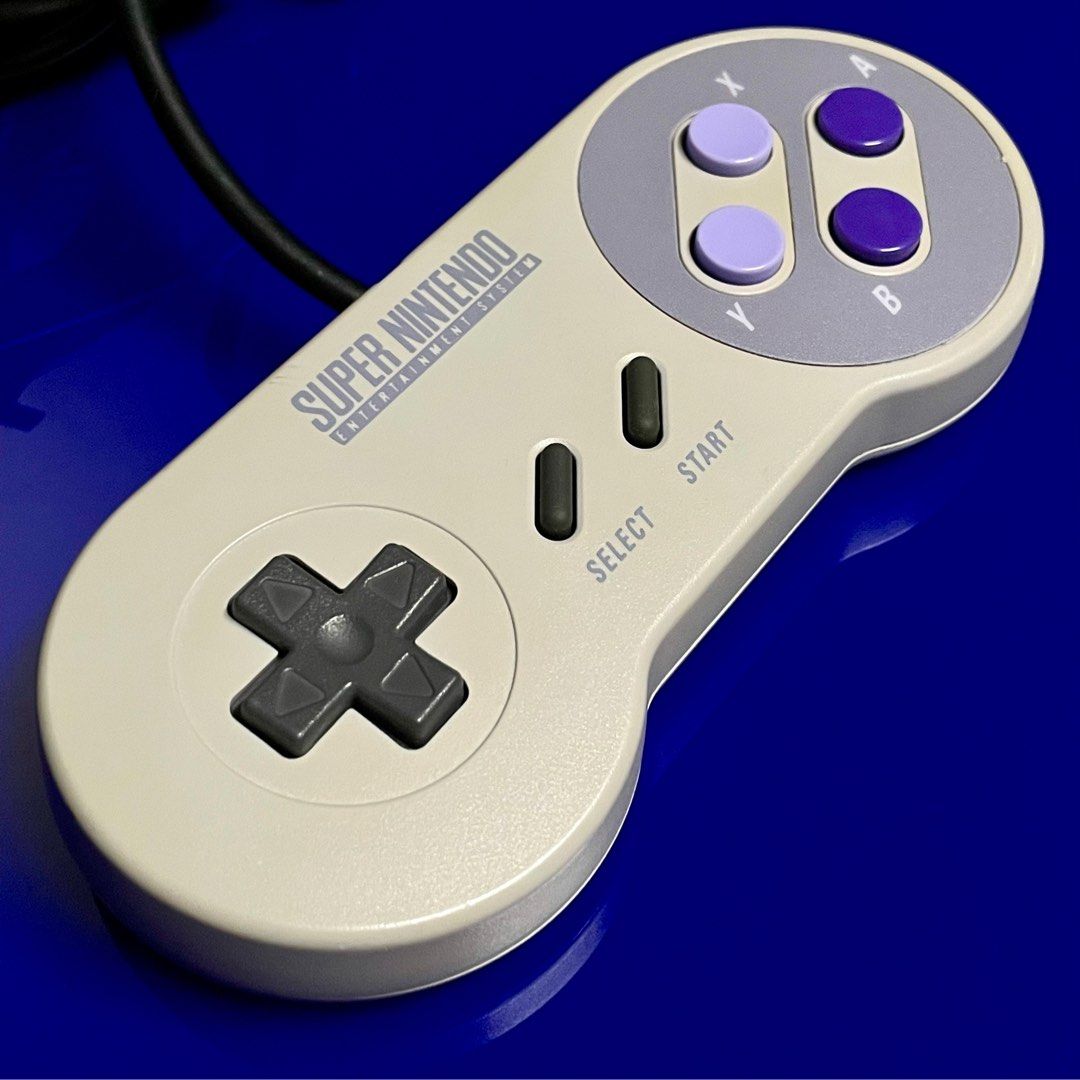 Original Super Nintendo controller (SNS-005), Video Gaming, Gaming ...