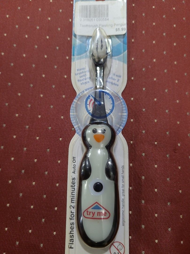 Penguin Flashing Toothbrush, Babies & Kids, Bathing & Changing, Bathtub ...
