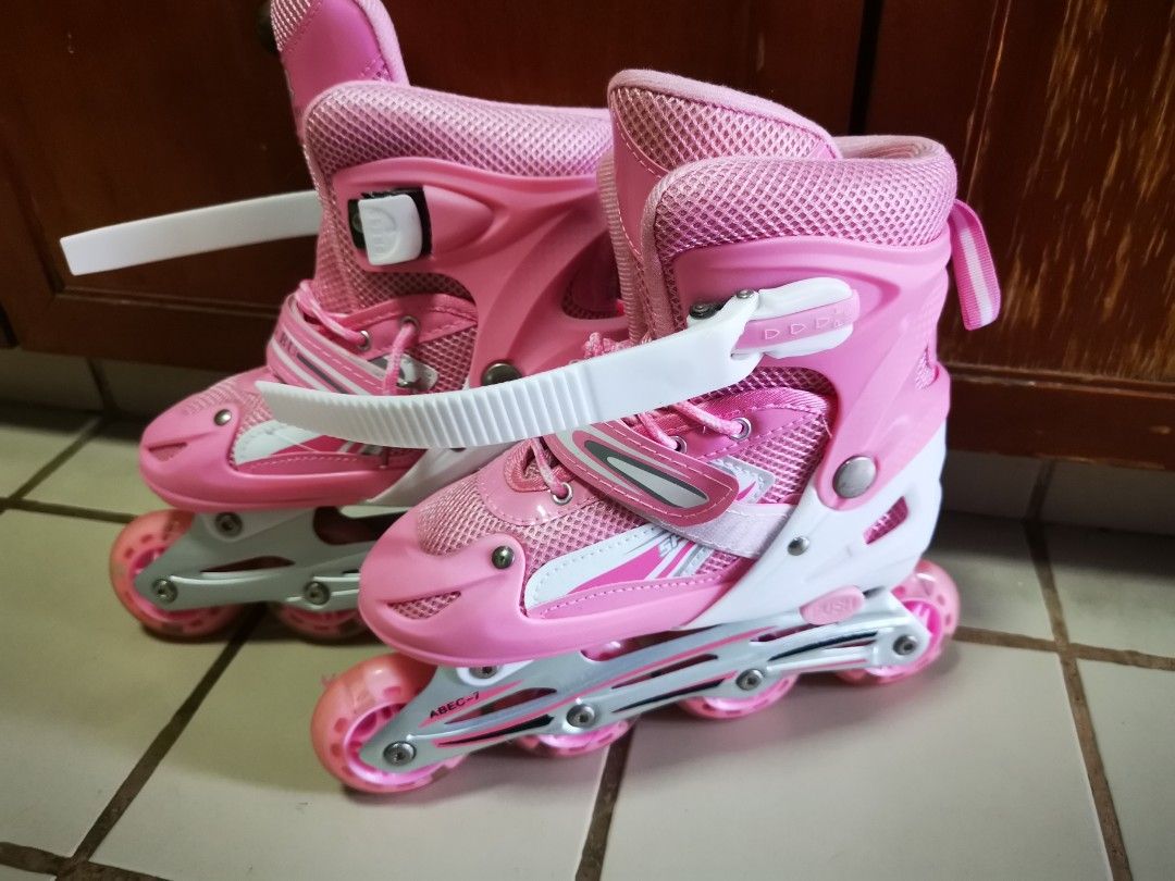Pink rollerblades with flashing lights, Sports Equipment, Sports ...