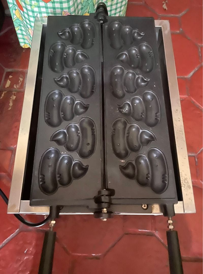 Poop shape waffle machine, Furniture & Home Living, Kitchenware ...