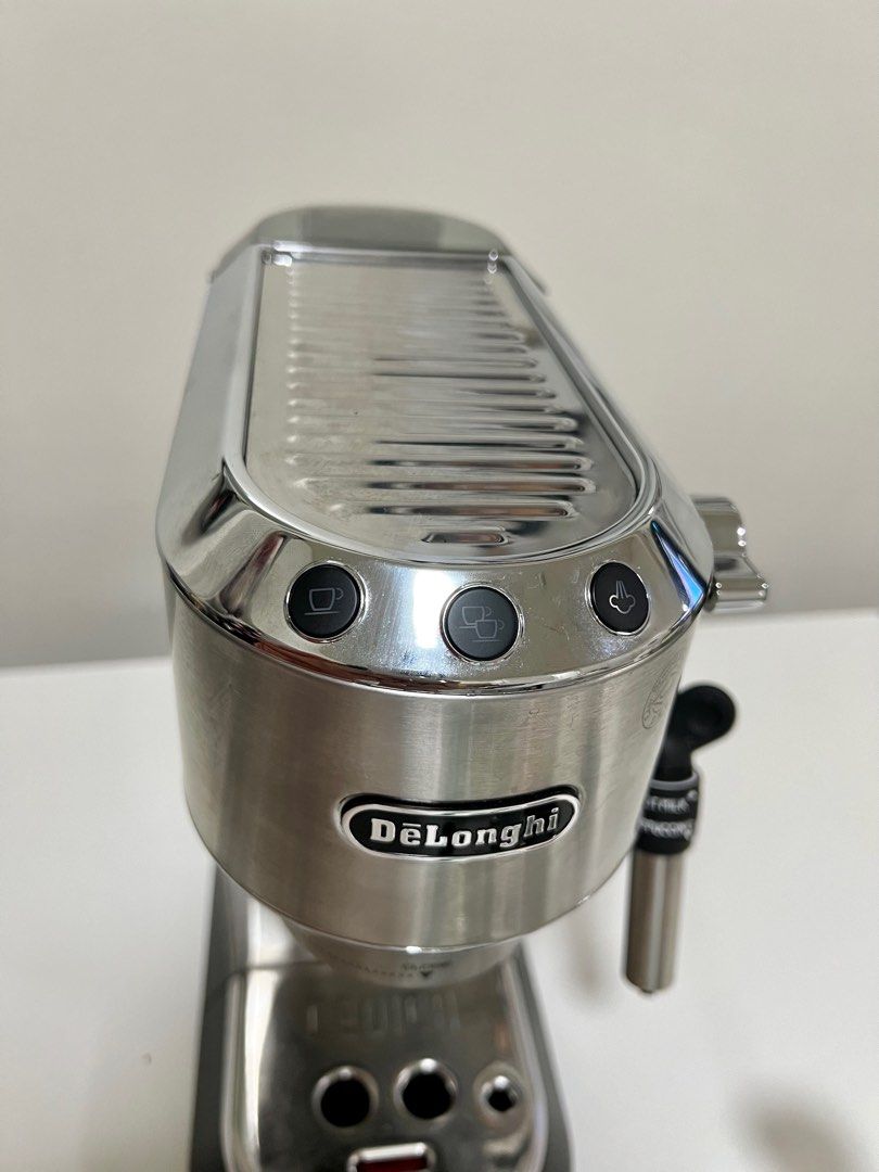 Pre-loved DeLonghi Dedica EC685 Espresso Maker, TV & Home Appliances ...