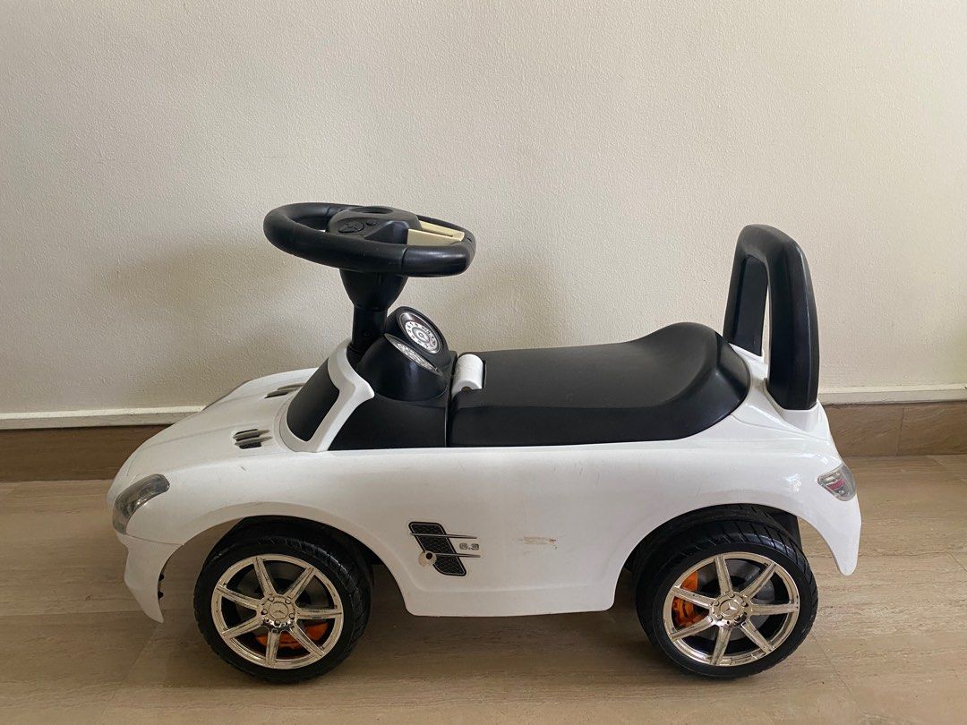 Ride on toy car, Hobbies & Toys, Toys & Games on Carousell