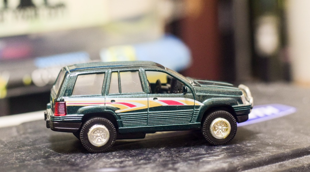 Road Ranger Jeep Grand Cherokee 1:35, Hobbies & Toys, Toys & Games on ...