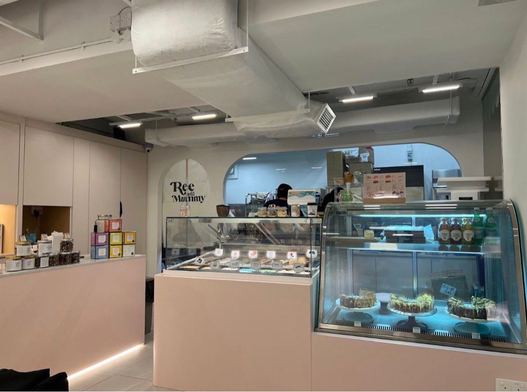 Cafe Service Staff Wanted, Jobs, Hospitality, F&B on Carousell