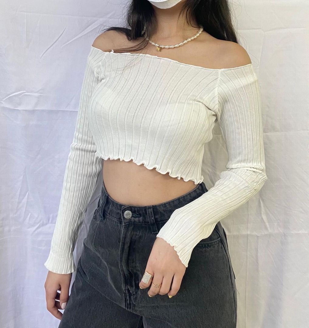 Shoulderless Ribbed White Crop Top, Women's Fashion, Tops, Longsleeves ...