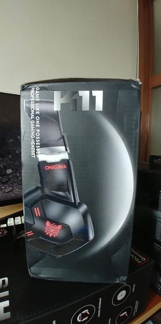STOCK CLEARANCE ONIKUMA K11 Gaming Headset with LED Red Light for PC ...