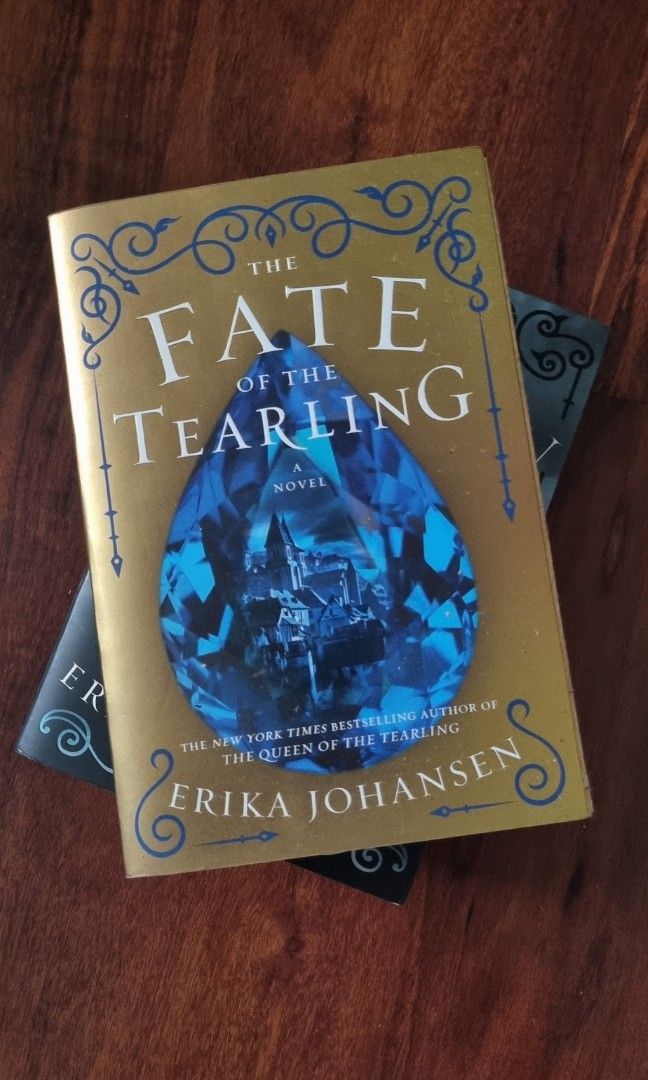 The Queen of the Tearling Series by Erika Johansen #newyou, Hobbies ...