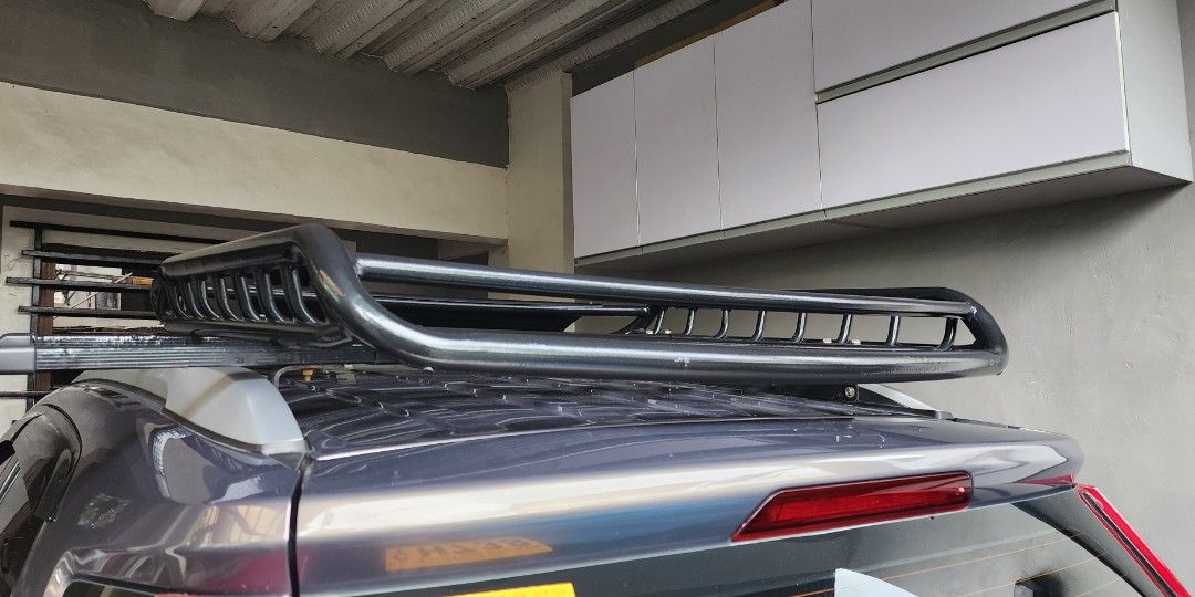 Universal Roof Rack with Railings (pre loved), Car Parts & Accessories ...