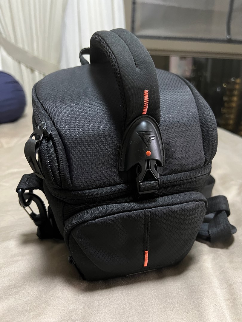 Vanguard Expandable Camera Bag, Photography, Photography Accessories ...