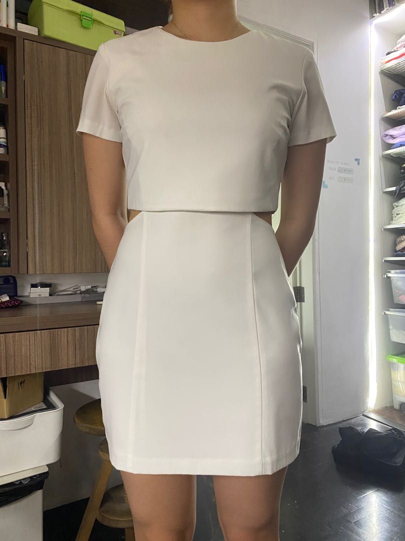 White semi formal dress, Women's Fashion, Dresses & Sets, Dresses on ...