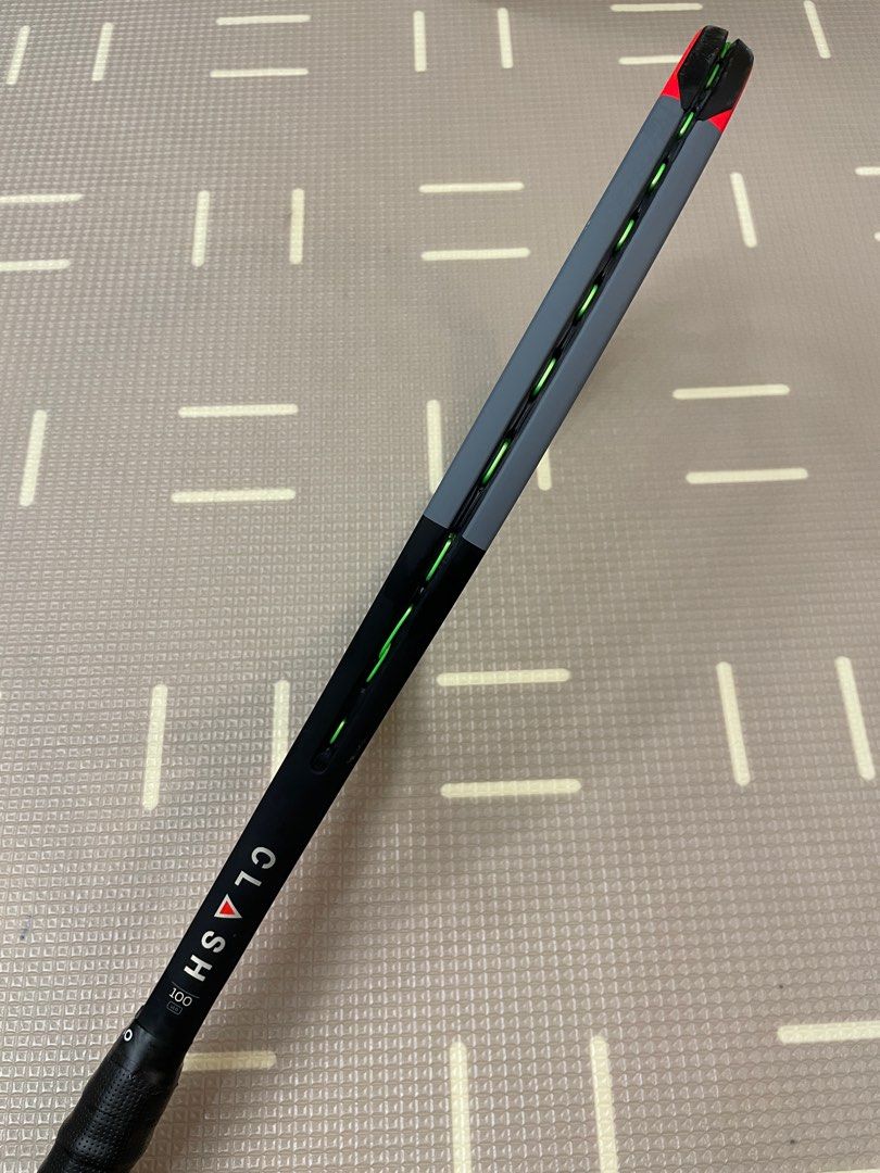 Wilson Clash 100 tour v1, Sports Equipment, Sports & Games, Racket ...