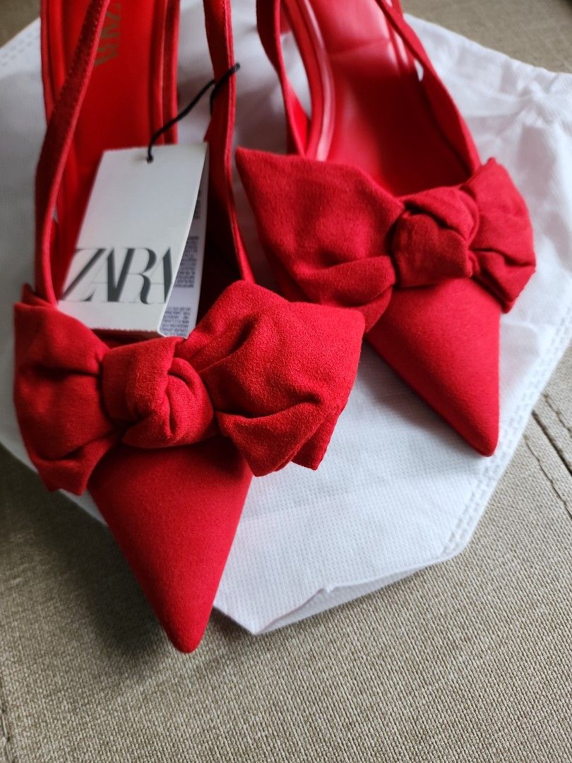 ZARA red heels, Women's Fashion, Footwear, Heels on Carousell
