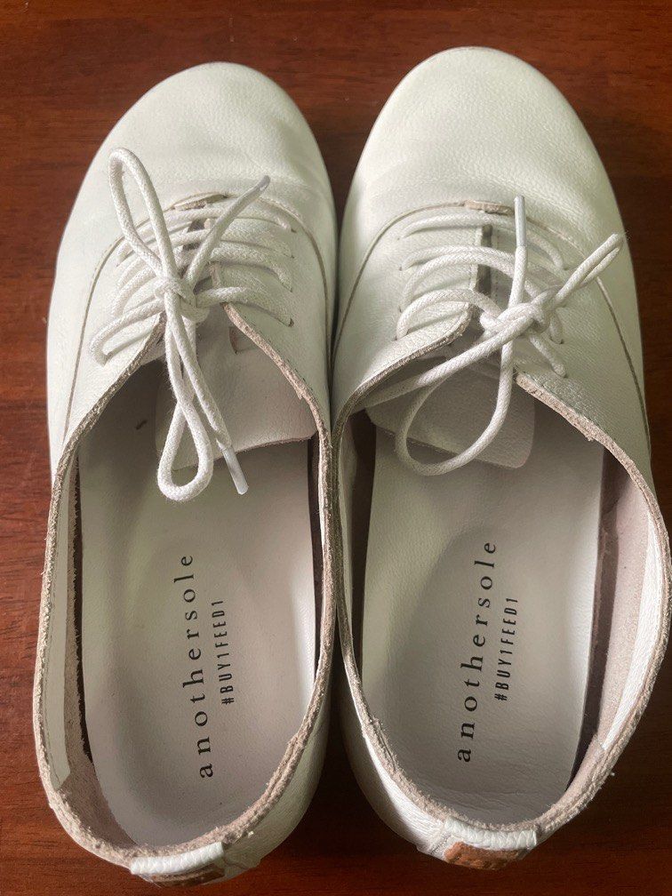 anothersole white s38, Women's Fashion, Footwear, Flipflops and Slides ...