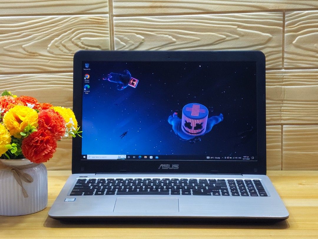 ASUS SonicMaster X556UQK i7 KabyLake 7th Gen 12Gb ram 128Gb SSD Nvidia ...