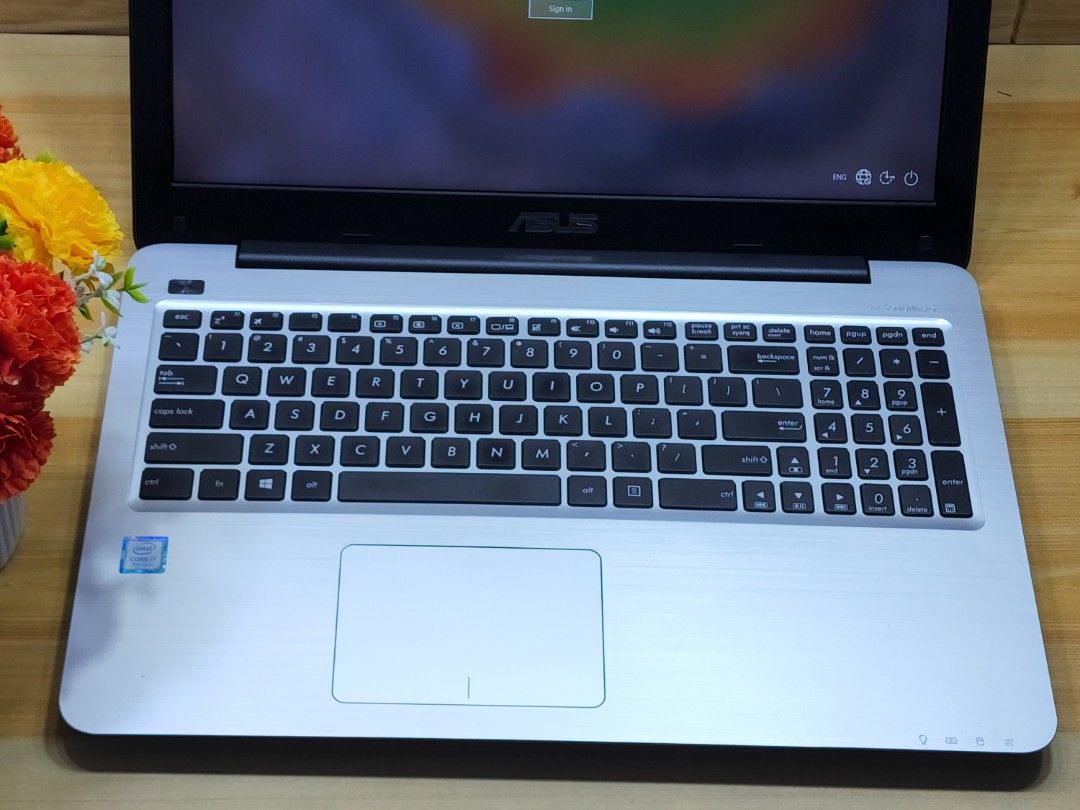 ASUS SonicMaster X556UQK i7 KabyLake 7th Gen 12Gb ram 128Gb SSD Nvidia ...