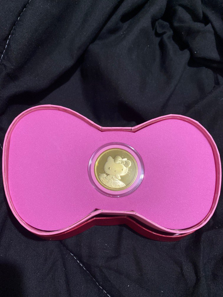 Authentic 24K Gold Plated Hello Kitty Coin, Hobbies & Toys, Memorabilia ...