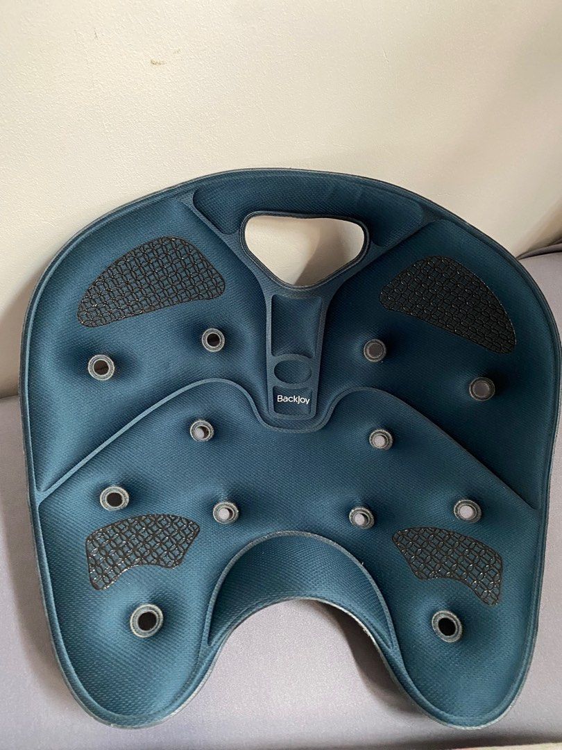 Backjoy Sitsmart Core Traction, Health & Nutrition, Braces, Support & Protection on Carousell