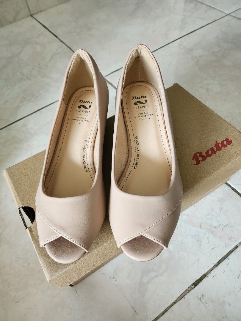 Bata Peep Toe Shoes, Women's Fashion, Footwear, Heels on Carousell