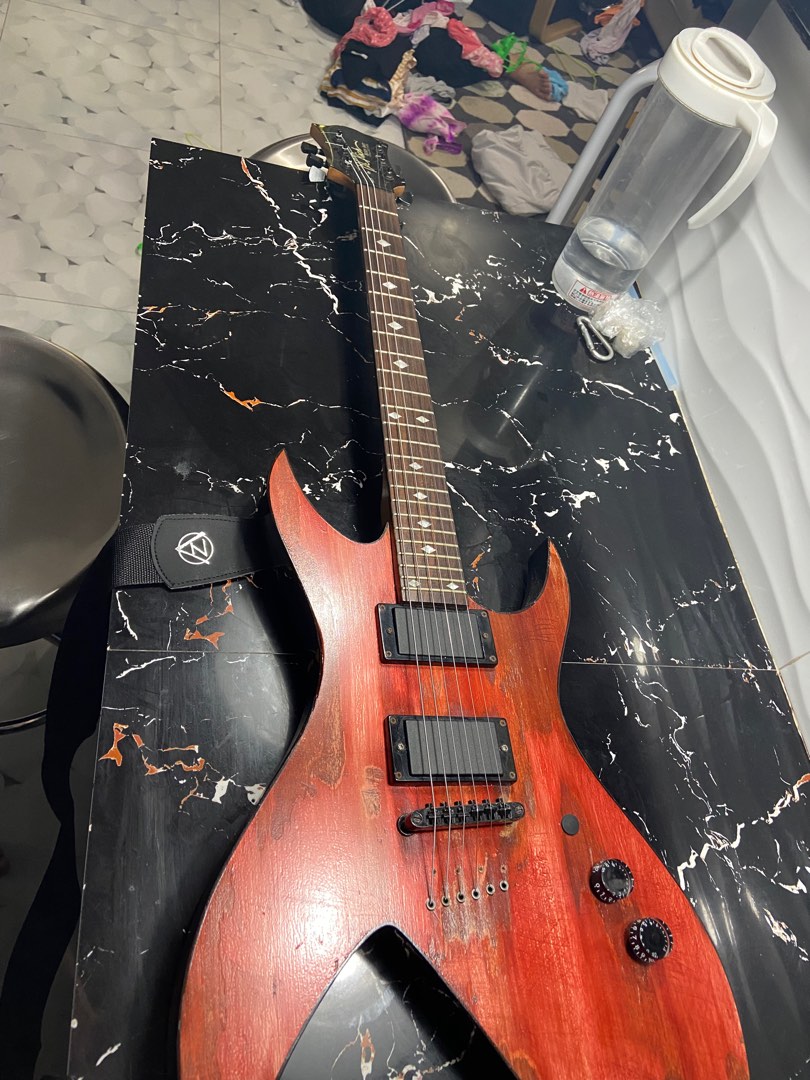 Electric guitar BC rich Body Art Collection "The bich's back ...