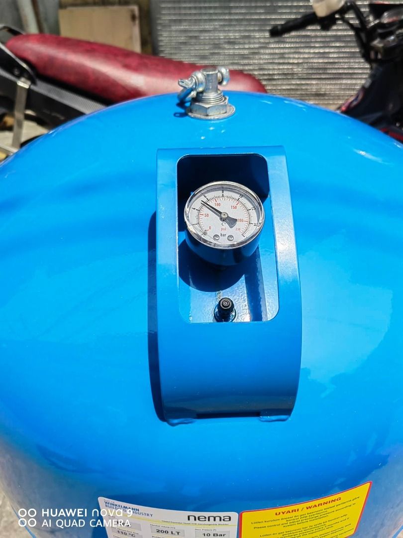 Bladder Tank (200 Liters), Commercial & Industrial, Industrial ...